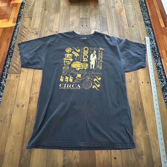 Circa Joan & David | Shirts | Preowned Vintage Circa Ss Tee In Gold ...